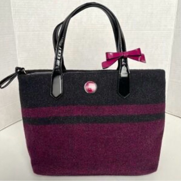 Coach | Bags | Rare 23 Coach Wool Patent Leather Purse In Charcoal ...